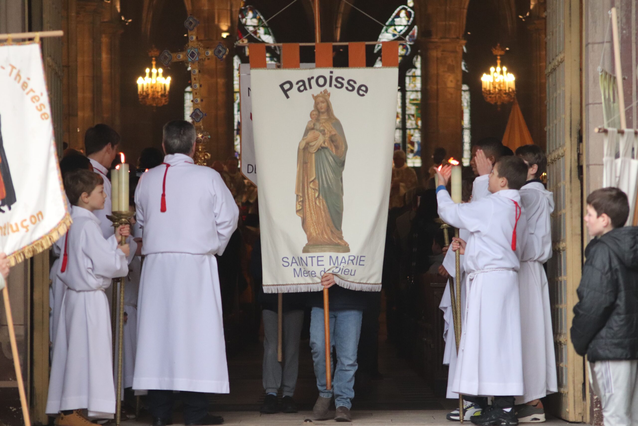 Clôture jubilé 28-12-25 - ©C. de Framond (132) - Diocèse de Moulins